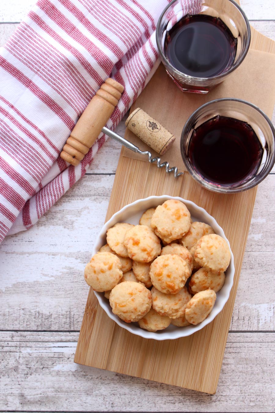 Cheddar Cheese Shortbread | Easy Appetizer | Krazykitchenmom.com
