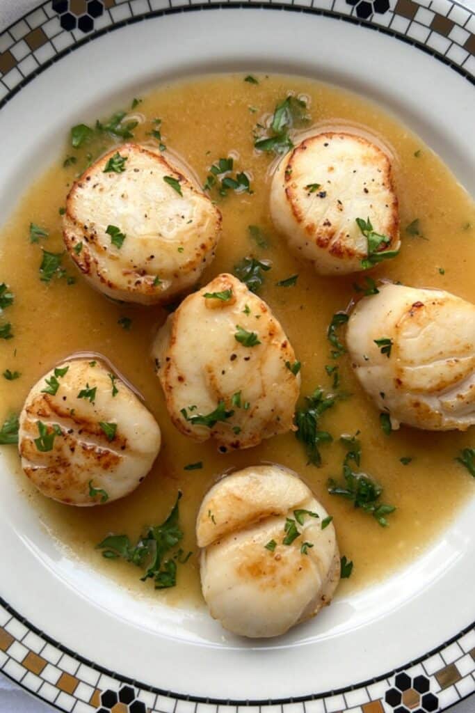Lemon Butter Scallops - Krazy Kitchen Mom